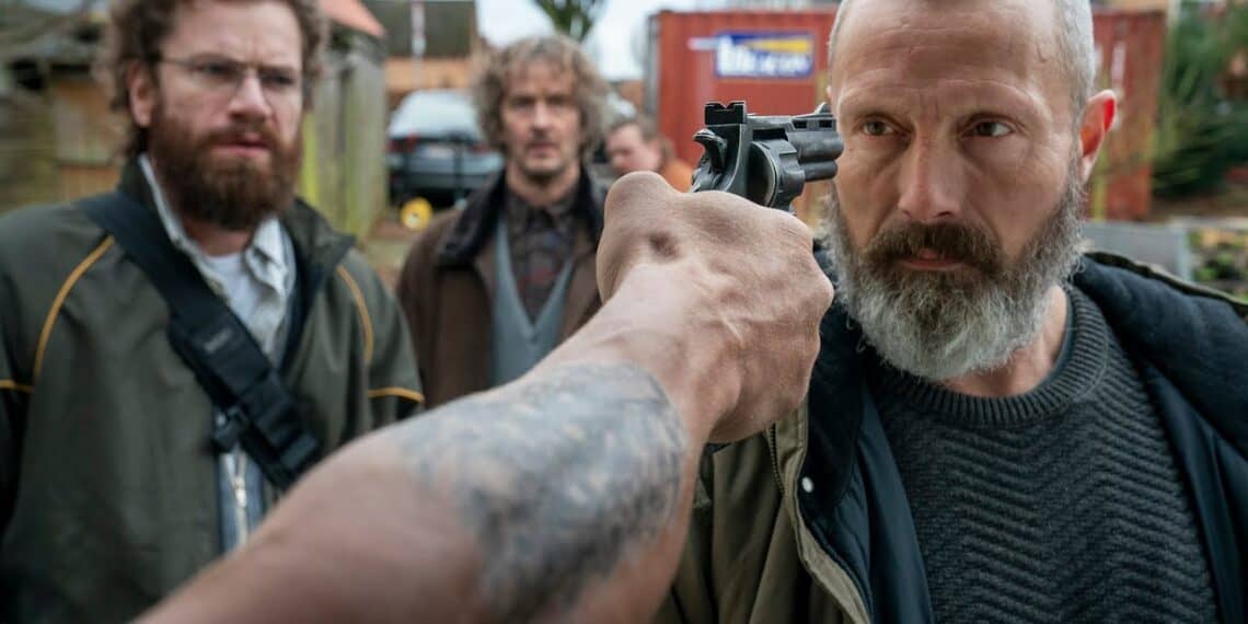 Classified Movie Review – Aaron Eckhart's Film Shoots Blanks