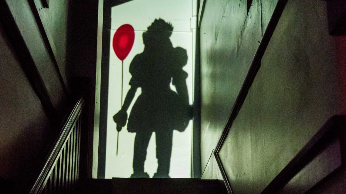 10 Ways to Survive Derry & Pennywise If You End Up in Stephen King’s IT