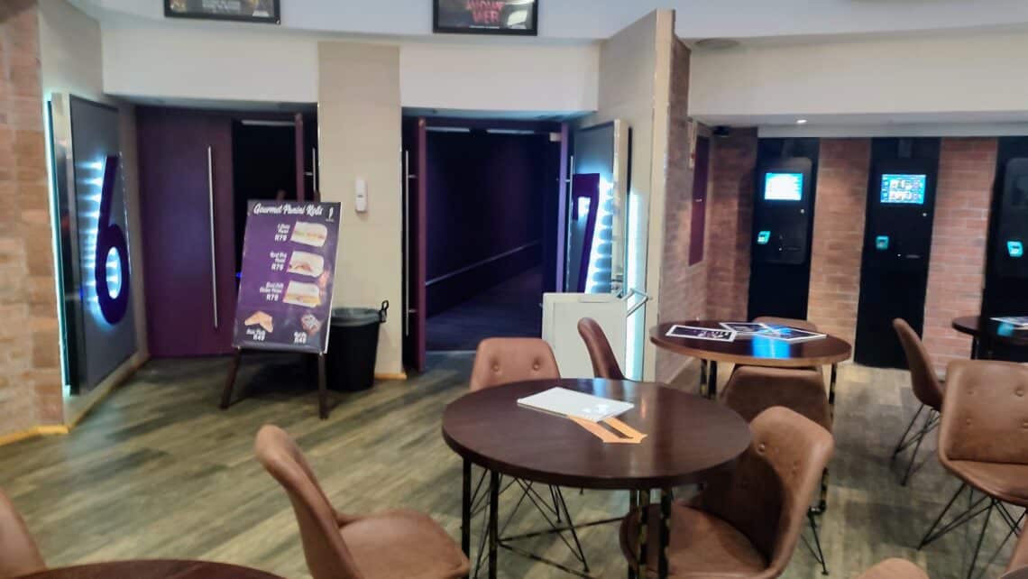 Enjoying Valentine’s Day with Ster Kinekor’s Cine Prestige Experience