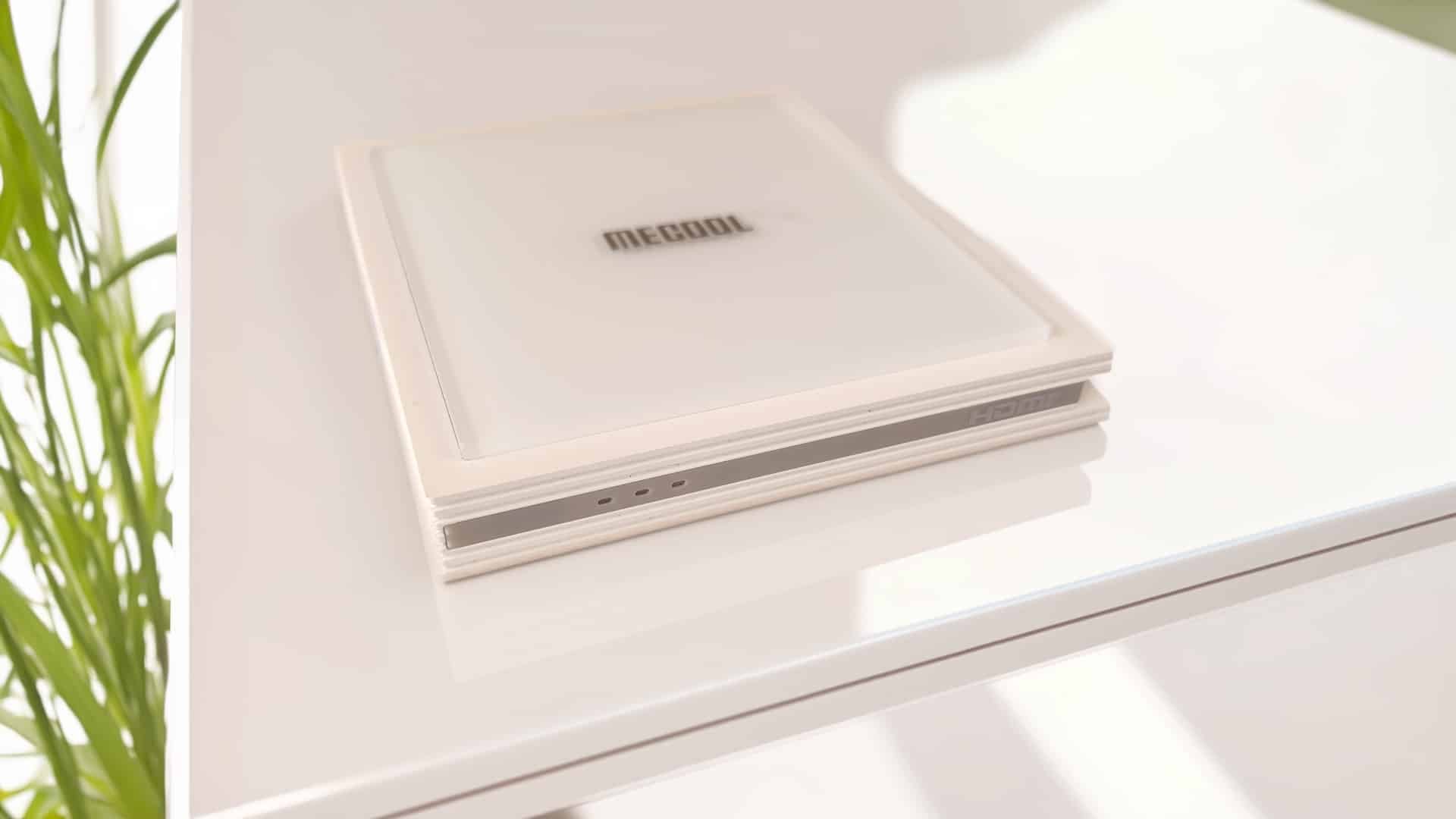 Mecool KM2 Plus Deluxe Review – King Of The TV Box