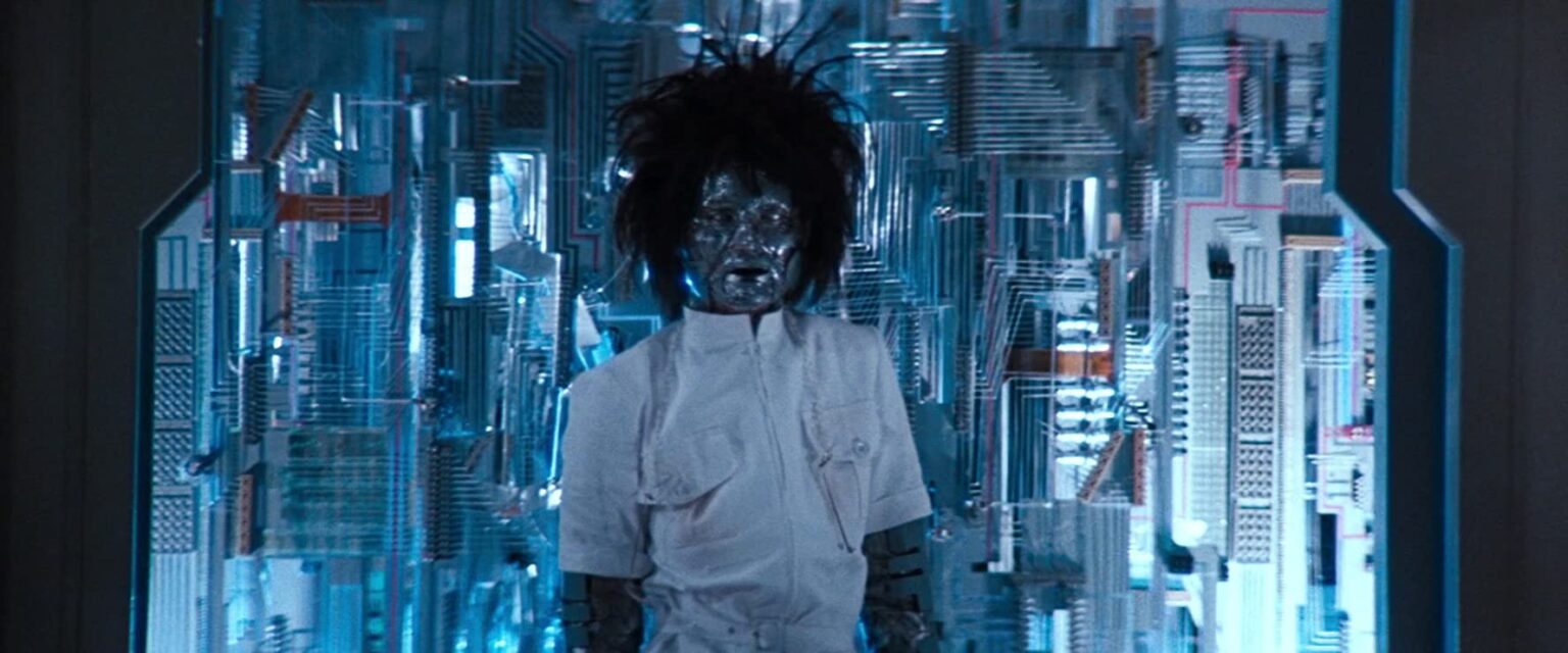 The Creepy Robot Lady Scene in Superman 3 Still Haunts Fans