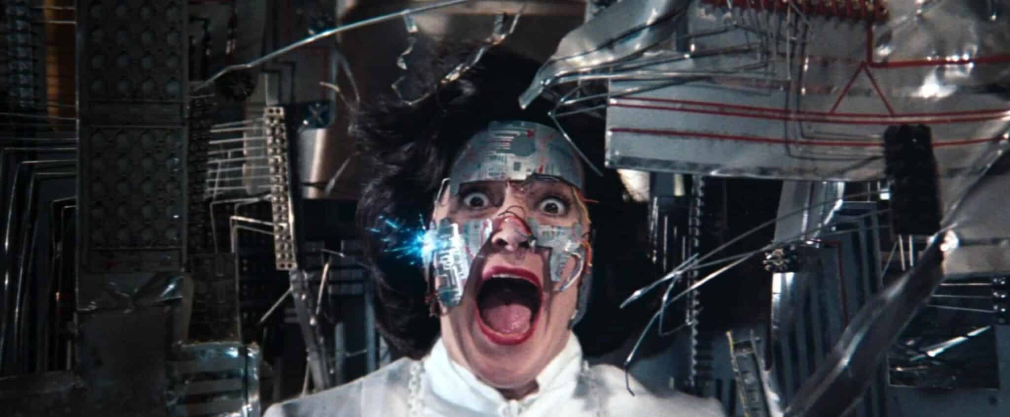 The Creepy Robot Lady Scene in Superman 3 Still Haunts Fans