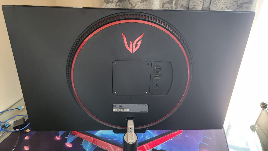 LG 31.5 Inch UltraGear QHD Gaming Monitor Review – Good Size, Contrast ...