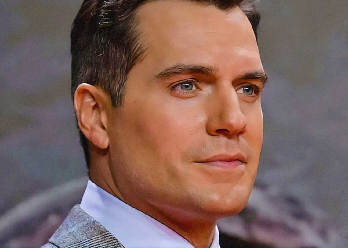 The Latest Henry Cavill News - Fortress of Solitude