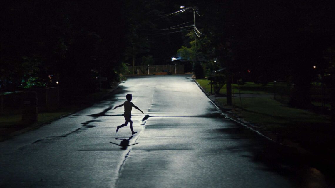 Weapons Movie Review - The Best Horror Movie Of 2025